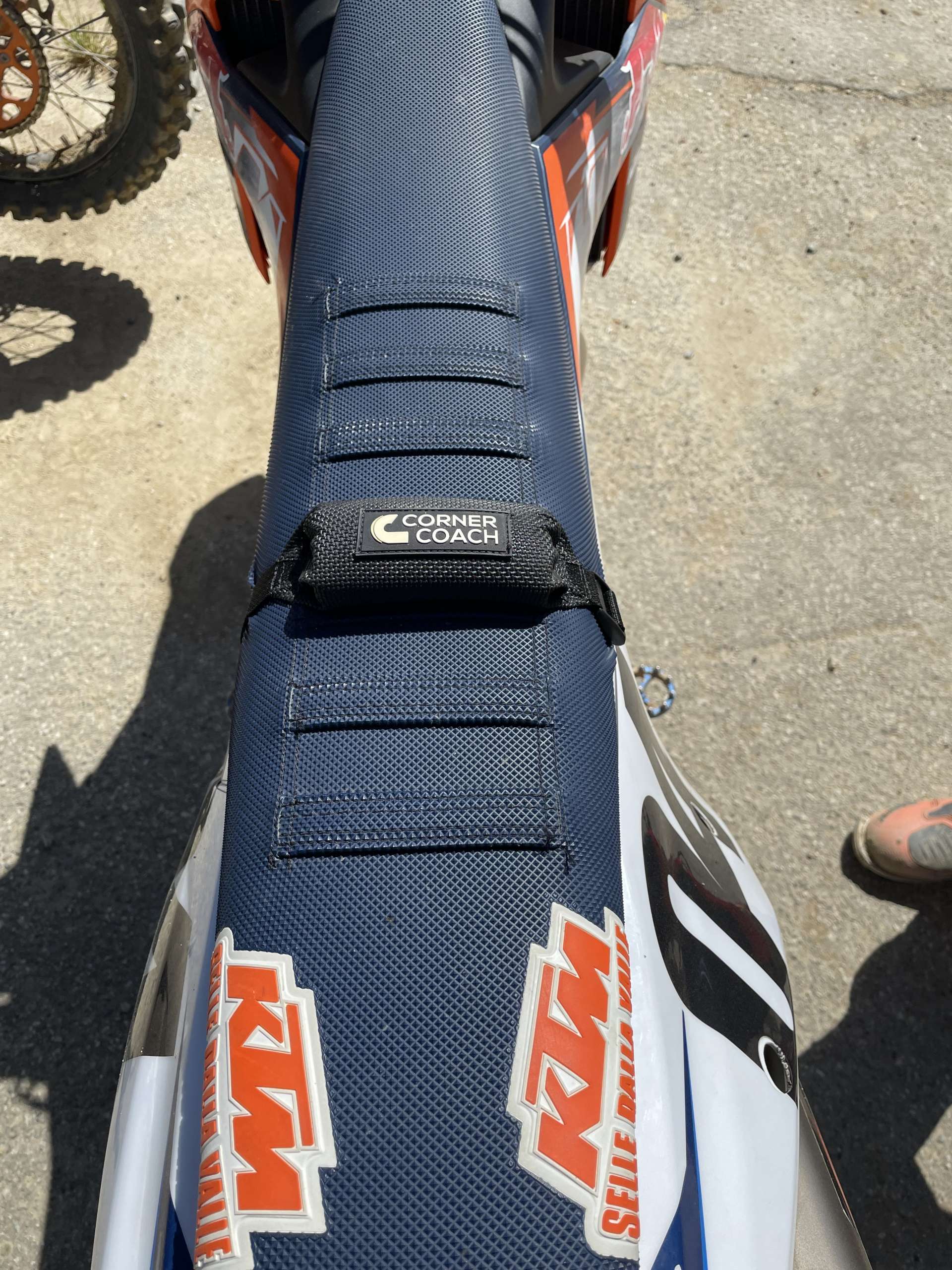 Corner Coach Adjustable Seat Bump – Keefer, Inc. Tested