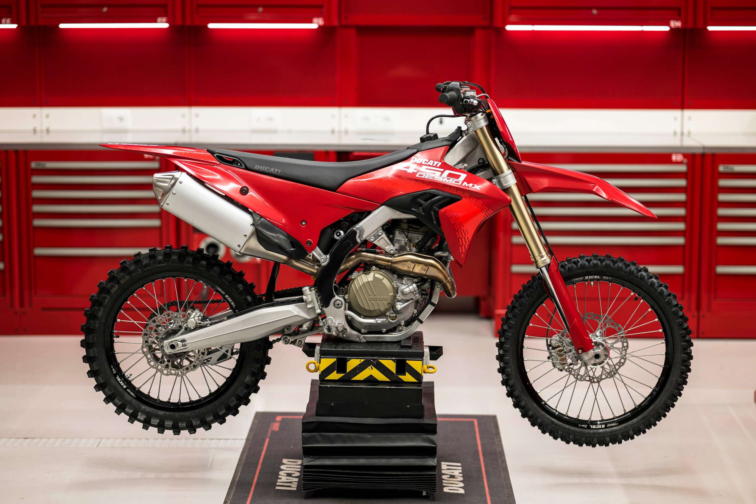 Touring The Ducati Desmo 250 MX Trailer – Keefer, Inc. Tested
