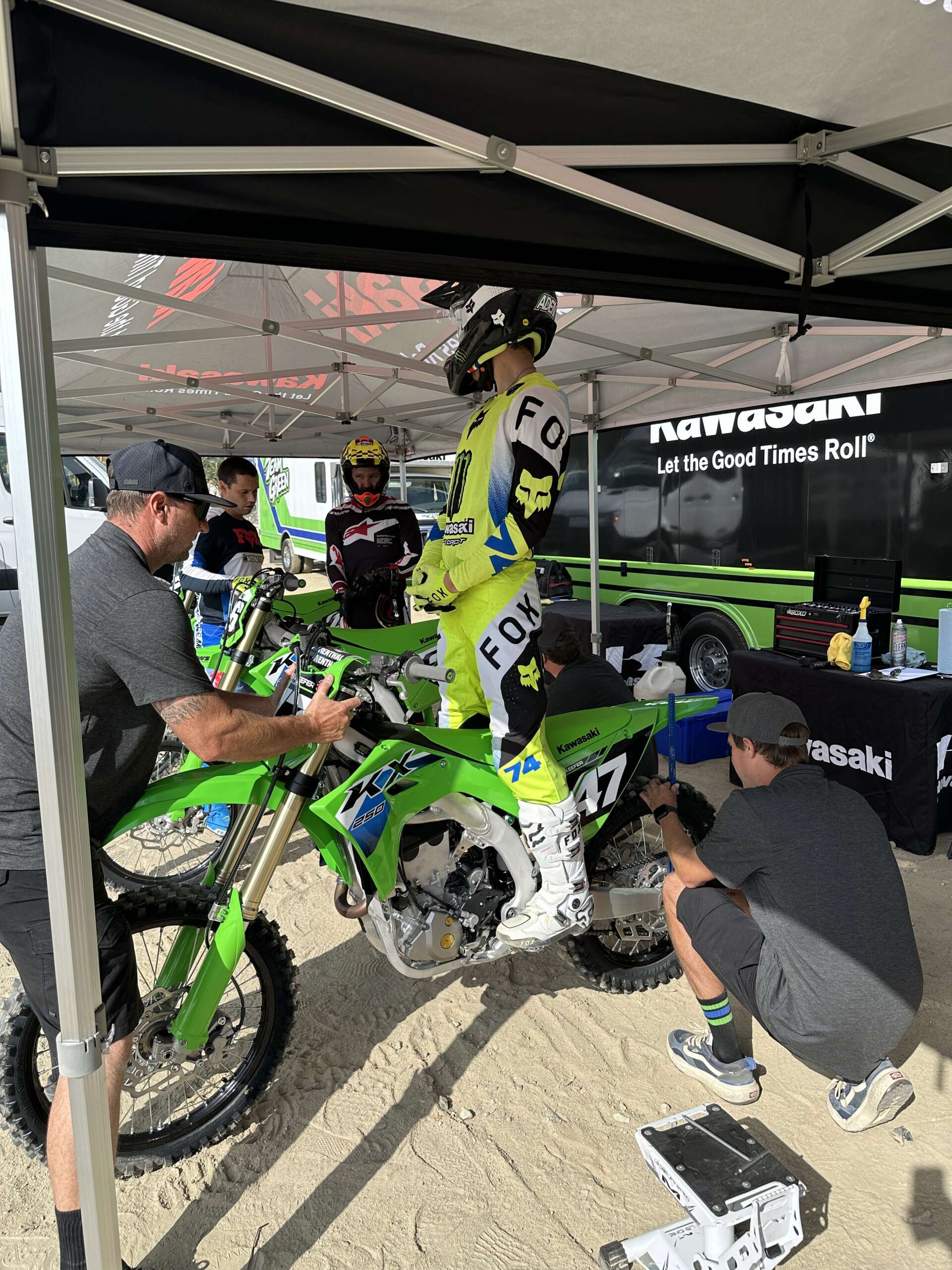 2026 Kawasaki KX250 Review/Walk Around Video – Keefer, Inc. Tested